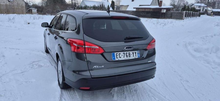 Pelēks Ford Focus 2016 Tauragė, ar dzinēja tilpumu 1.00 L un nobraukumu 101 tūkst. km par 4500 €, foto 12 vietnē AUTOMOTO.COM.LV