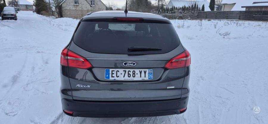 Pelēks Ford Focus 2016 Tauragė, ar dzinēja tilpumu 1.00 L un nobraukumu 101 tūkst. km par 4500 €, foto 13 vietnē AUTOMOTO.COM.LV