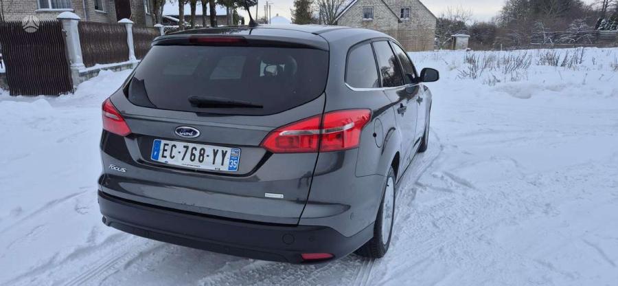 Pelēks Ford Focus 2016 Tauragė, ar dzinēja tilpumu 1.00 L un nobraukumu 101 tūkst. km par 4500 €, foto 14 vietnē AUTOMOTO.COM.LV
