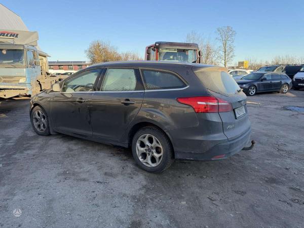 Grey Ford Focus 2016 in Kaunas, with an engine capacity of 1.00 L and mileage of 167 thousand km for 2900 €, photo 5 on AUTOMOTO.COM.LV
