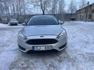 Grey Ford Focus 2016 in Riga, with an engine capacity of 1.50 L and mileage of 232 thousand km for 4900 €, photo 2 on AUTOMOTO.COM.LV