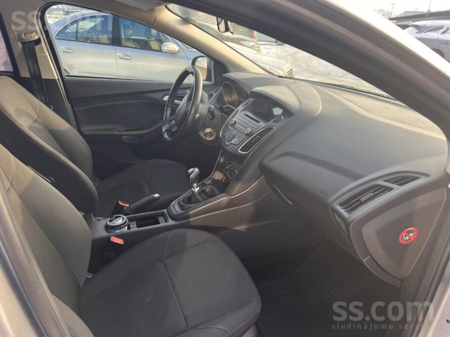 Grey Ford Focus 2016 in Riga, with an engine capacity of 1.50 L and mileage of 232 thousand km for 4900 €, photo 9 on AUTOMOTO.COM.LV