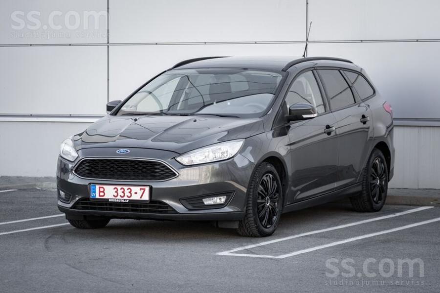 Pelēks Ford Focus 2016 Rīga, ar dzinēja tilpumu 1.00 L un nobraukumu 168 tūkst. km par 5750 €, foto 1 vietnē AUTOMOTO.COM.LV