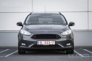 Pelēks Ford Focus 2016 Rīga, ar dzinēja tilpumu 1.00 L un nobraukumu 168 tūkst. km par 5750 €, foto 3 vietnē AUTOMOTO.COM.LV