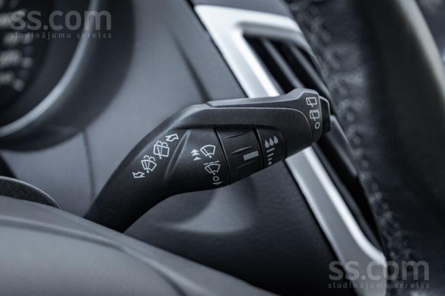 Pelēks Ford Focus 2016 Rīga, ar dzinēja tilpumu 1.00 L un nobraukumu 168 tūkst. km par 5750 €, foto 20 vietnē AUTOMOTO.COM.LV