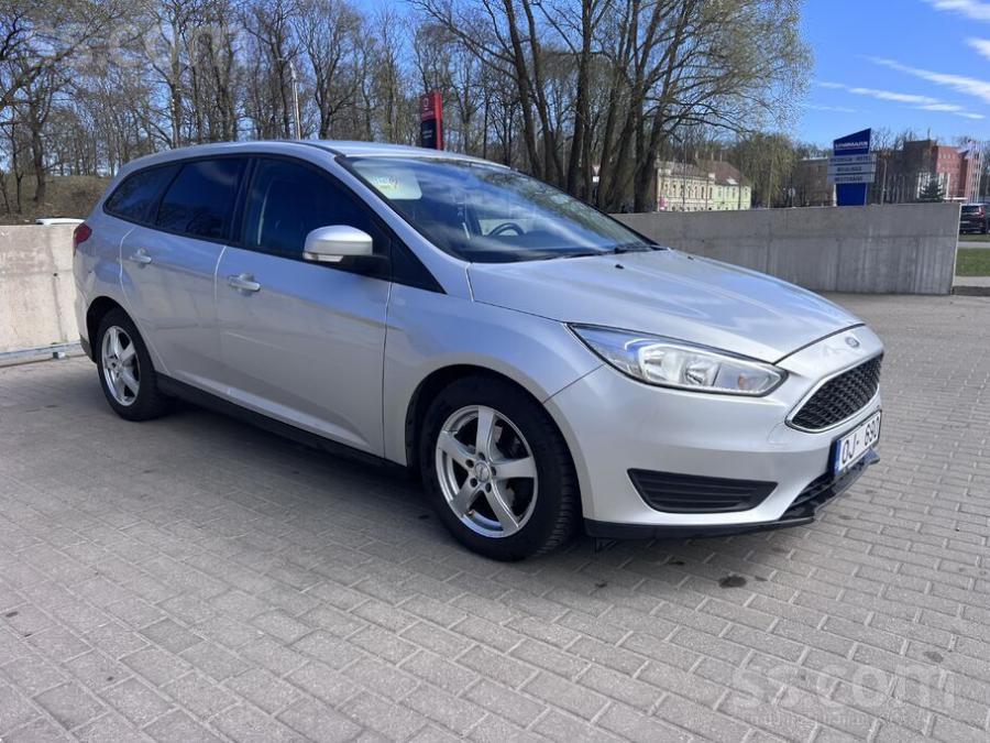 Grey Ford Focus 2016 in Riga, with an engine capacity of 1.50 L and mileage of 232 thousand km for 3999 €, photo 3 on AUTOMOTO.COM.LV