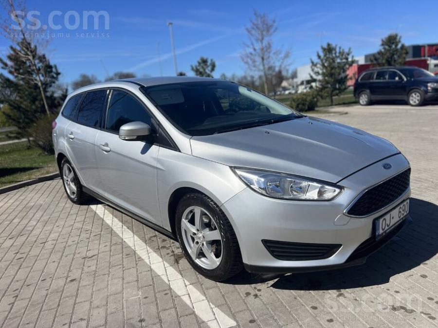 Grey Ford Focus 2016 in Riga, with an engine capacity of 1.50 L and mileage of 232 thousand km for 3999 €, photo 7 on AUTOMOTO.COM.LV