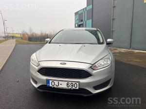 Pelēks Ford Focus 2016 Rīga, ar dzinēja tilpumu 1.50 L un nobraukumu 232 tūkst. km par 4500 €, foto 6 vietnē AUTOMOTO.COM.LV