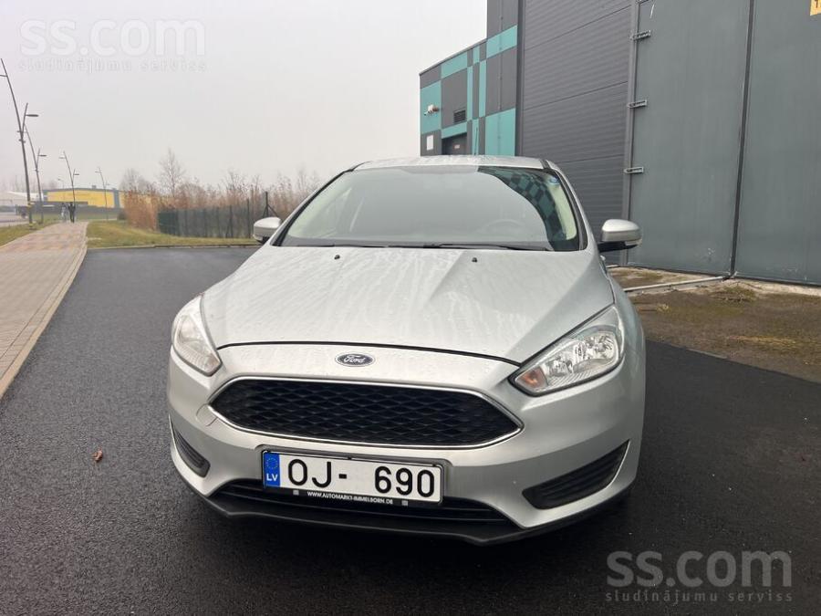 Pelēks Ford Focus 2016 Rīga, ar dzinēja tilpumu 1.50 L un nobraukumu 232 tūkst. km par 4500 €, foto 6 vietnē AUTOMOTO.COM.LV