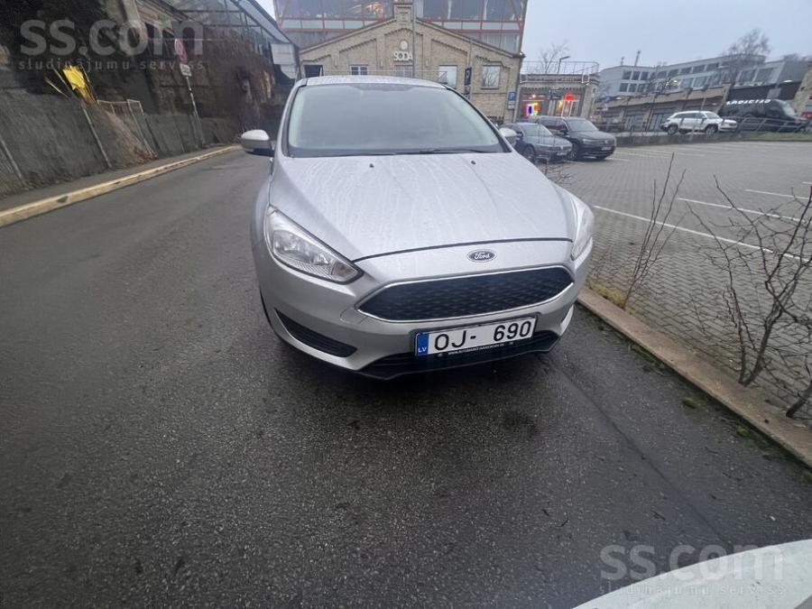 Pelēks Ford Focus 2016 Rīga, ar dzinēja tilpumu 1.50 L un nobraukumu 232 tūkst. km par 4500 €, foto 8 vietnē AUTOMOTO.COM.LV