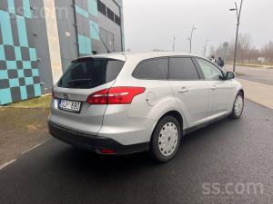 Pelēks Ford Focus 2016 Rīga, ar dzinēja tilpumu 1.50 L un nobraukumu 232 tūkst. km par 4500 €, foto 12 vietnē AUTOMOTO.COM.LV