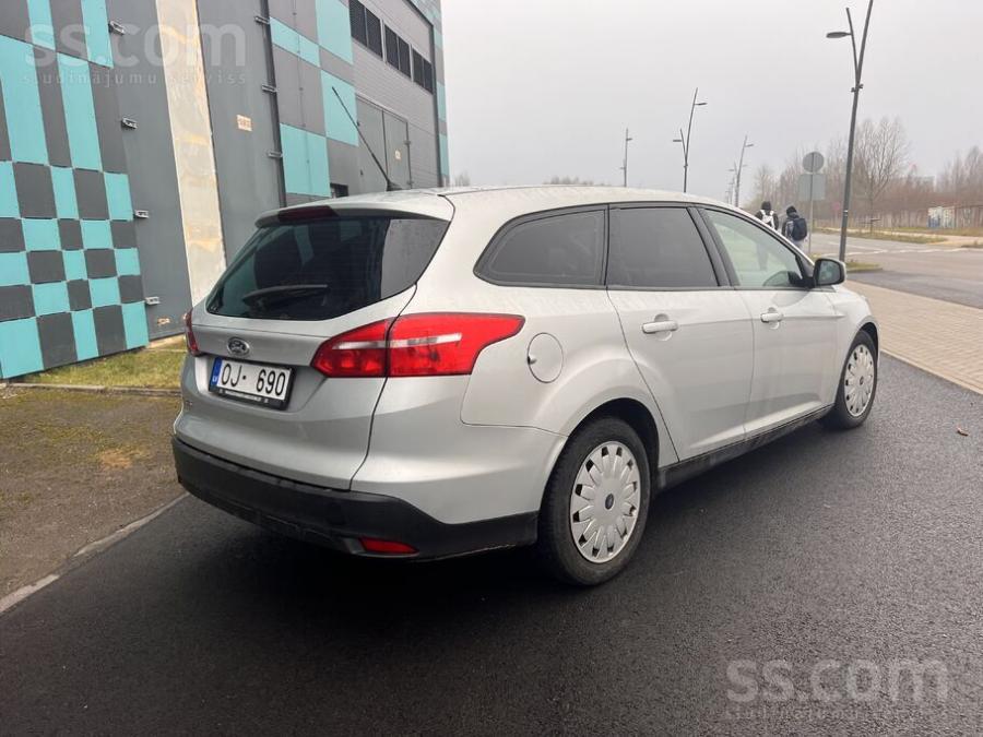 Pelēks Ford Focus 2016 Rīga, ar dzinēja tilpumu 1.50 L un nobraukumu 232 tūkst. km par 4500 €, foto 12 vietnē AUTOMOTO.COM.LV