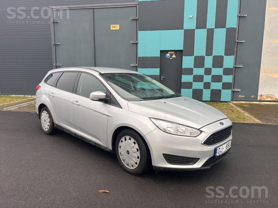 Pelēks Ford Focus 2016 Rīga, ar dzinēja tilpumu 1.50 L un nobraukumu 232 tūkst. km par 4500 €, foto 14 vietnē AUTOMOTO.COM.LV