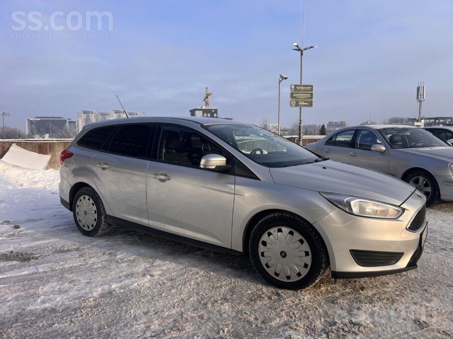 Grey Ford Focus 2016 in Riga, with an engine capacity of 1.50 L and mileage of 232 thousand km for 4600 €, photo 8 on AUTOMOTO.COM.LV