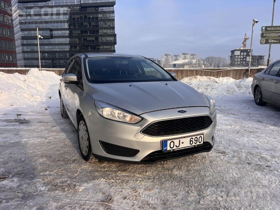 Grey Ford Focus 2016 in Riga, with an engine capacity of 1.50 L and mileage of 232 thousand km for 4600 €, photo 9 on AUTOMOTO.COM.LV