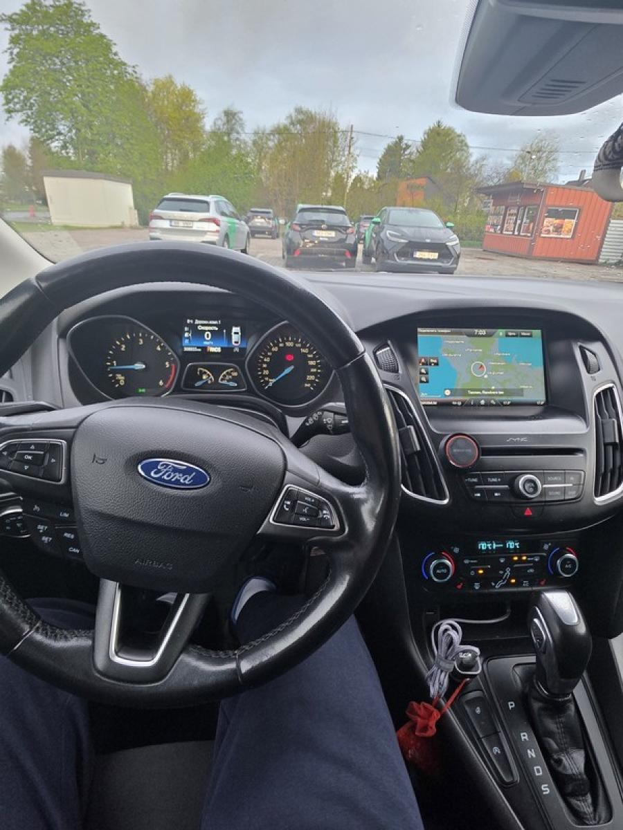 Pelēks Ford Focus 2016 Tallina, ar dzinēja tilpumu 0.11 L un nobraukumu 309 tūkst. km par 5900 €, foto 6 vietnē AUTOMOTO.COM.LV