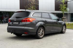 Grey Ford Focus 2016 in Vilnius, with an engine capacity of 1.56 L and mileage of 202 thousand km for 4950 €, photo 7 on AUTOMOTO.COM.LV