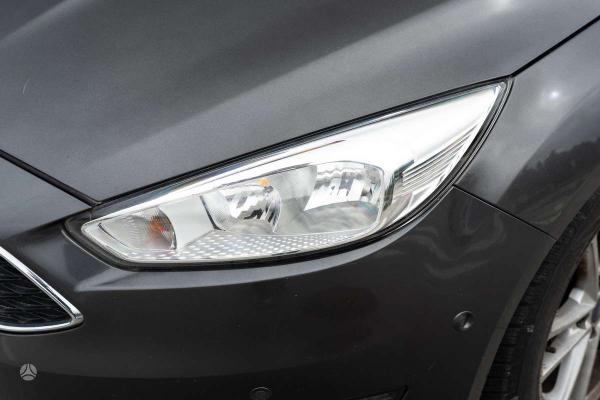 Grey Ford Focus 2016 in Vilnius, with an engine capacity of 1.56 L and mileage of 202 thousand km for 4950 €, photo 10 on AUTOMOTO.COM.LV