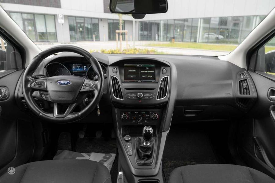 Grey Ford Focus 2016 in Vilnius, with an engine capacity of 1.56 L and mileage of 202 thousand km for 4950 €, photo 14 on AUTOMOTO.COM.LV