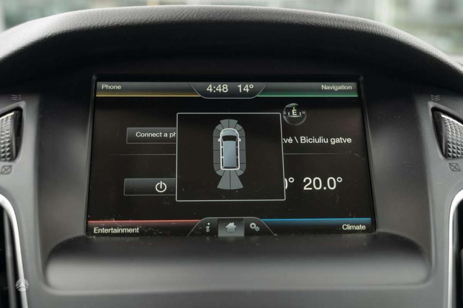 Grey Ford Focus 2016 in Vilnius, with an engine capacity of 1.56 L and mileage of 202 thousand km for 4950 €, photo 22 on AUTOMOTO.COM.LV