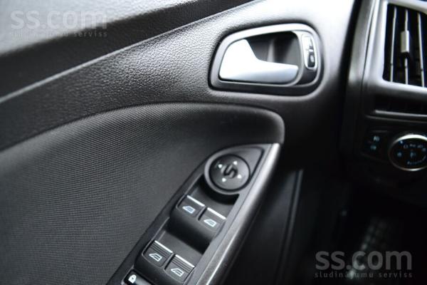 Pelēks Ford Focus 2016 Rīga, ar dzinēja tilpumu 1.50 L un nobraukumu 270 tūkst. km par 5350 €, foto 8 vietnē AUTOMOTO.COM.LV
