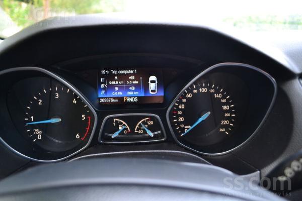Pelēks Ford Focus 2016 Rīga, ar dzinēja tilpumu 1.50 L un nobraukumu 270 tūkst. km par 5350 €, foto 10 vietnē AUTOMOTO.COM.LV