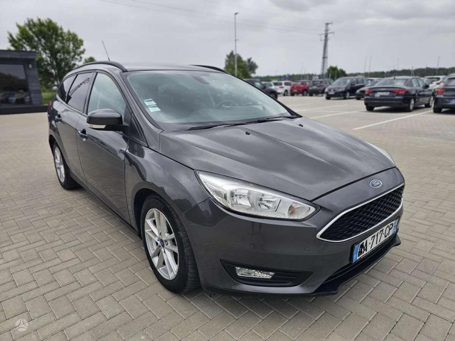 Pelēks Ford Focus 2016 Tauragė, ar dzinēja tilpumu 1.50 L un nobraukumu 276 tūkst. km par 4200 €, foto 4 vietnē AUTOMOTO.COM.LV