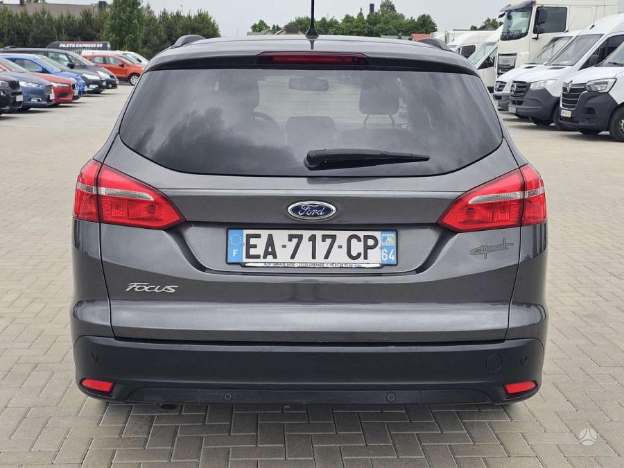 Pelēks Ford Focus 2016 Tauragė, ar dzinēja tilpumu 1.50 L un nobraukumu 276 tūkst. km par 4200 €, foto 5 vietnē AUTOMOTO.COM.LV