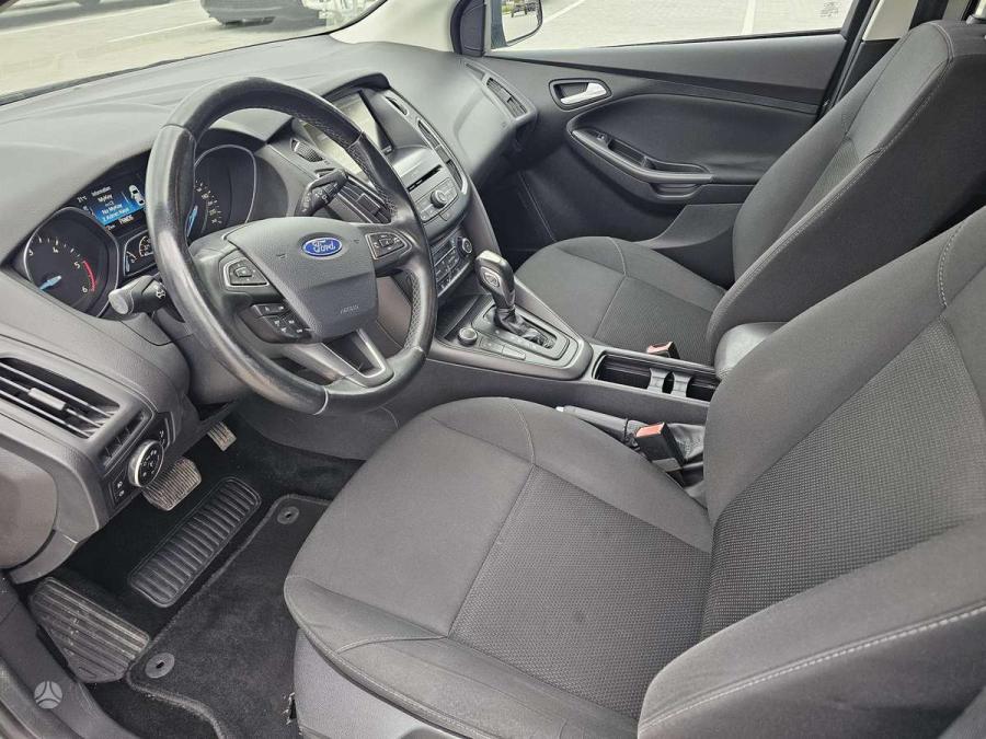 Pelēks Ford Focus 2016 Tauragė, ar dzinēja tilpumu 1.50 L un nobraukumu 276 tūkst. km par 4200 €, foto 9 vietnē AUTOMOTO.COM.LV