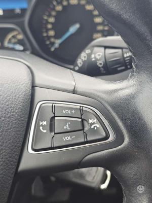 Pelēks Ford Focus 2016 Tauragė, ar dzinēja tilpumu 1.50 L un nobraukumu 276 tūkst. km par 4200 €, foto 13 vietnē AUTOMOTO.COM.LV