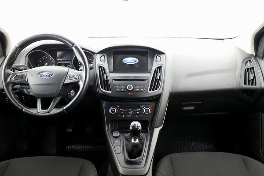 Pelēks Ford Focus 2016 Tallina, ar dzinēja tilpumu 1.00 L un nobraukumu 179 tūkst. km par 3799 €, foto 6 vietnē AUTOMOTO.COM.LV