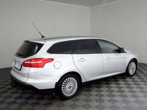 Pelēks Ford Focus 2016 Tallina, ar dzinēja tilpumu 1.00 L un nobraukumu 179 tūkst. km par 3799 €, foto 13 vietnē AUTOMOTO.COM.LV
