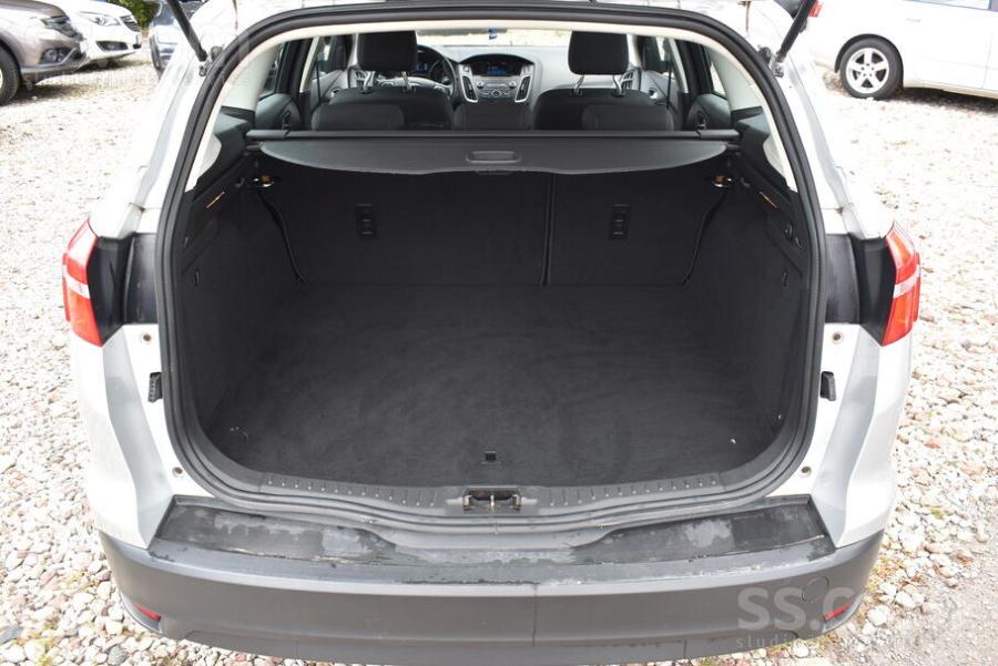 Pelēks Ford Focus 2016 Kuldīga, ar dzinēja tilpumu 1.50 L un nobraukumu 0 tūkst. km par 3800 €, foto 6 vietnē AUTOMOTO.COM.LV