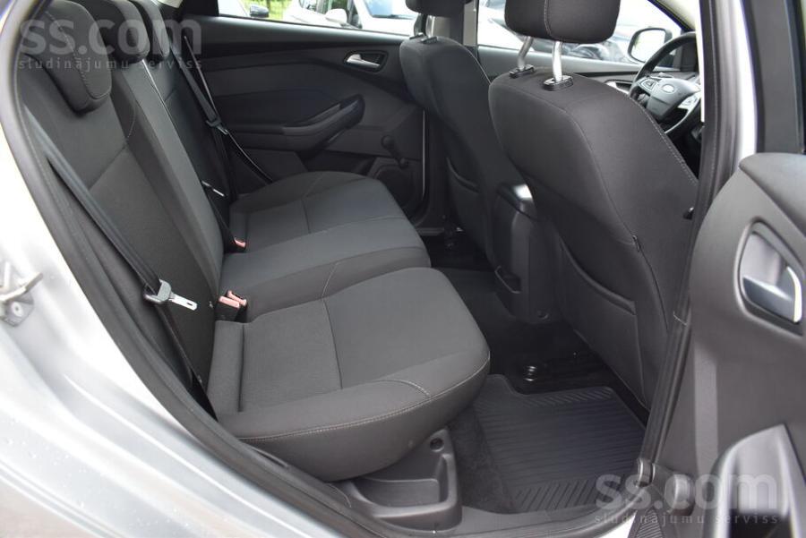 Pelēks Ford Focus 2016 Kuldīga, ar dzinēja tilpumu 1.50 L un nobraukumu 0 tūkst. km par 3800 €, foto 9 vietnē AUTOMOTO.COM.LV