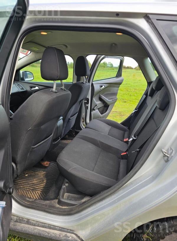 Grey Ford Focus 2016 in Riga, with an engine capacity of 1.50 L and mileage of 250 thousand km for 4900 €, photo 10 on AUTOMOTO.COM.LV