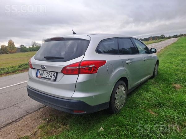 Pelēks Ford Focus 2016 Tukums, ar dzinēja tilpumu 1.50 L un nobraukumu 106 tūkst. km par 6500 €, foto 3 vietnē AUTOMOTO.COM.LV