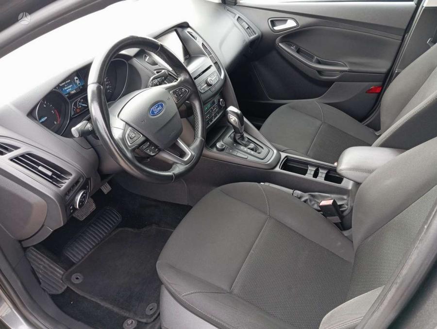 Pelēks Ford Focus 2016 Tauragė, ar dzinēja tilpumu 1.50 L un nobraukumu 276 tūkst. km par 4200 €, foto 9 vietnē AUTOMOTO.COM.LV