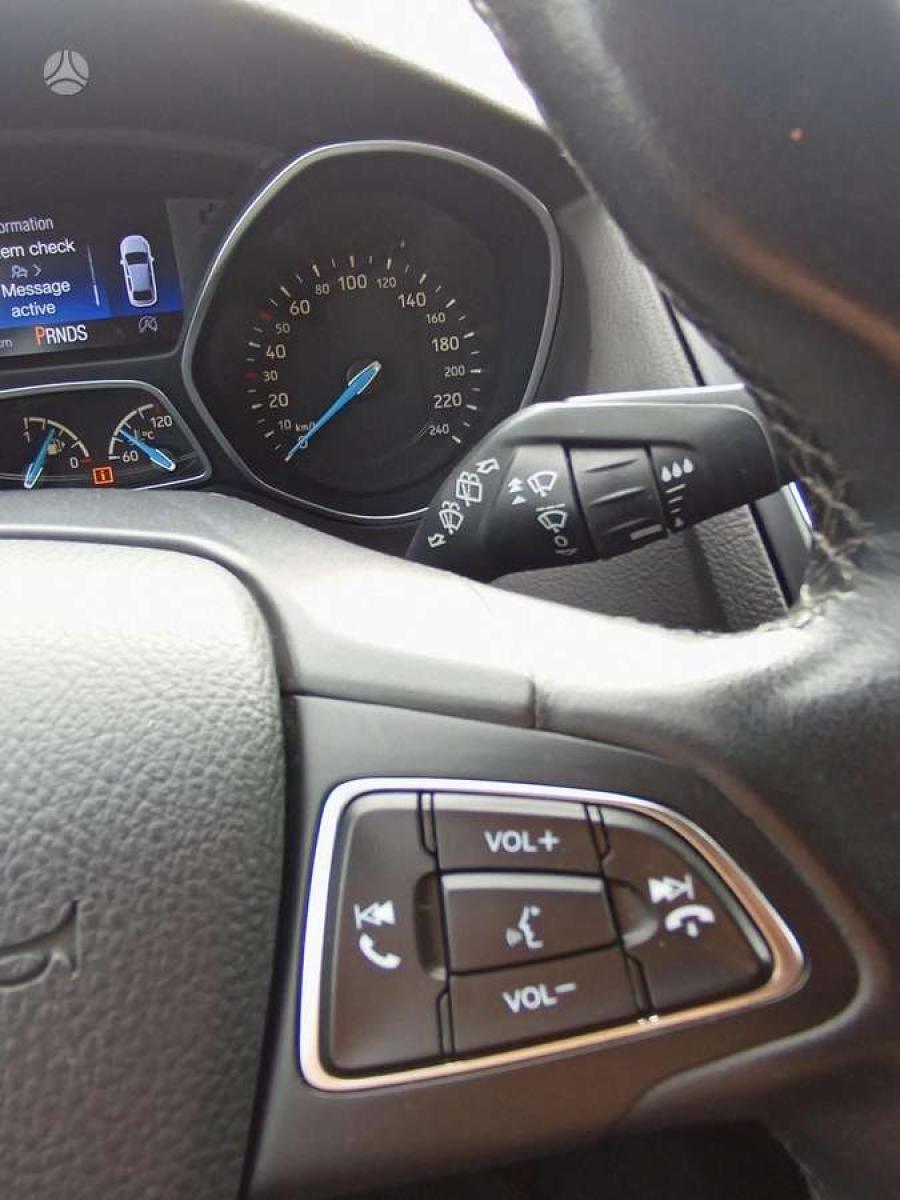 Pelēks Ford Focus 2016 Tauragė, ar dzinēja tilpumu 1.50 L un nobraukumu 276 tūkst. km par 4200 €, foto 13 vietnē AUTOMOTO.COM.LV