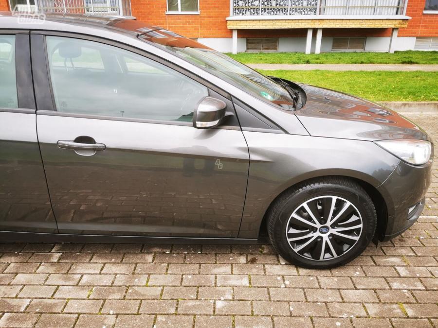 Grey Ford Focus 2016 in Klaipeda, with an engine capacity of 1.50 L and mileage of 116 thousand km for 4950 €, photo 16 on AUTOMOTO.COM.LV