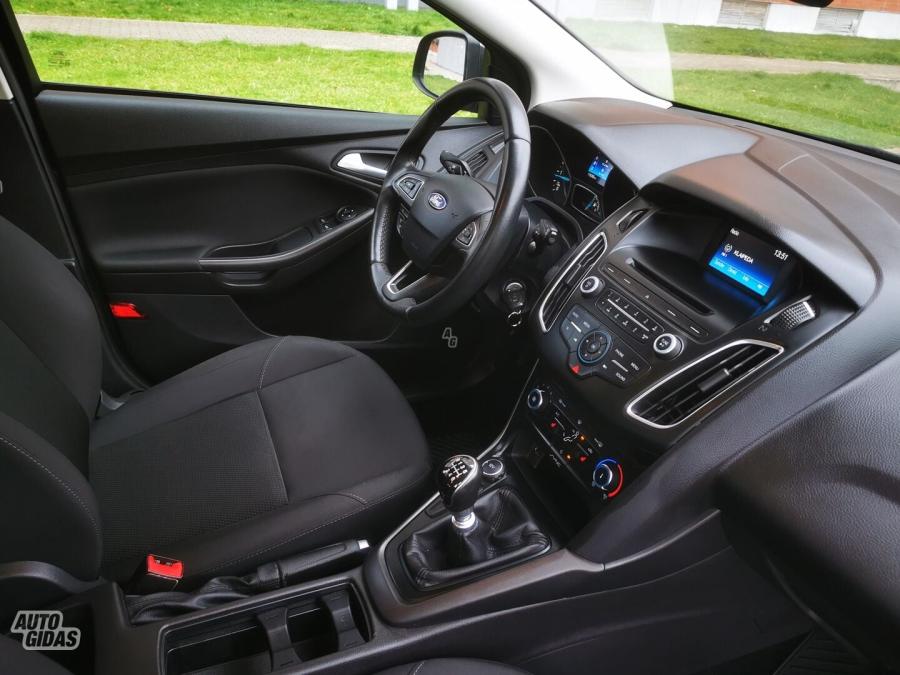 Grey Ford Focus 2016 in Klaipeda, with an engine capacity of 1.50 L and mileage of 116 thousand km for 4950 €, photo 19 on AUTOMOTO.COM.LV