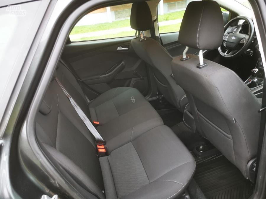 Grey Ford Focus 2016 in Klaipeda, with an engine capacity of 1.50 L and mileage of 116 thousand km for 4950 €, photo 20 on AUTOMOTO.COM.LV
