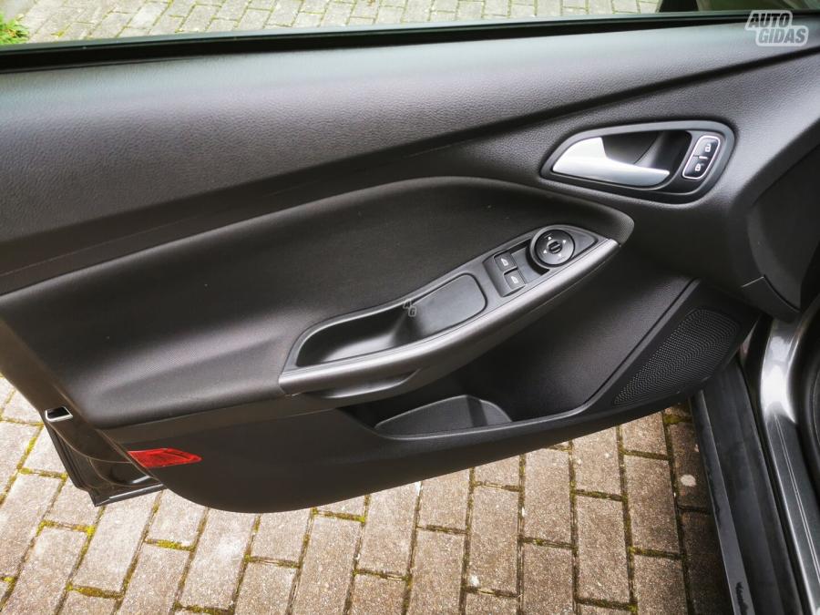 Grey Ford Focus 2016 in Klaipeda, with an engine capacity of 1.50 L and mileage of 116 thousand km for 4950 €, photo 23 on AUTOMOTO.COM.LV