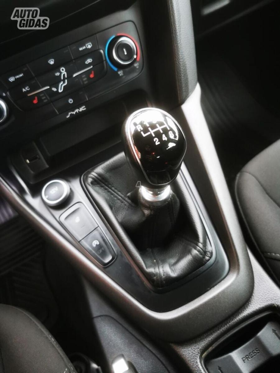 Grey Ford Focus 2016 in Klaipeda, with an engine capacity of 1.50 L and mileage of 116 thousand km for 4950 €, photo 27 on AUTOMOTO.COM.LV