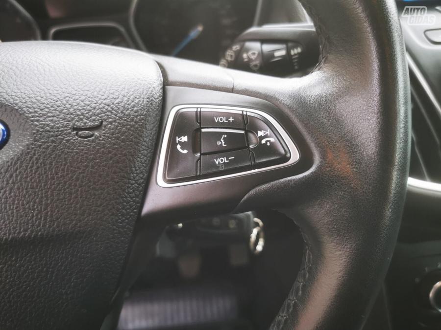 Grey Ford Focus 2016 in Klaipeda, with an engine capacity of 1.50 L and mileage of 116 thousand km for 4950 €, photo 30 on AUTOMOTO.COM.LV