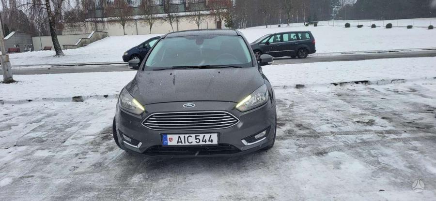 Grey Ford Focus 2017 in Vilnius, with an engine capacity of 1.50 L and mileage of 294 thousand km for 6200 €, photo 2 on AUTOMOTO.COM.LV