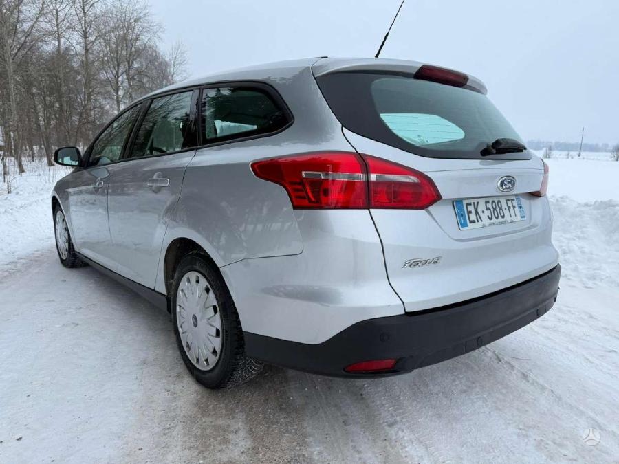 Pelēks Ford Focus 2017 Raseiniai, ar dzinēja tilpumu 1.50 L un nobraukumu 312 tūkst. km par 4350 €, foto 6 vietnē AUTOMOTO.COM.LV