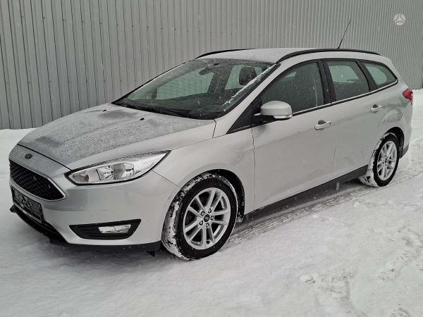 Grey Ford Focus 2017 in Ukmerge, with an engine capacity of 1.00 L and mileage of 152 thousand km for 4000 €, photo 1 on AUTOMOTO.COM.LV