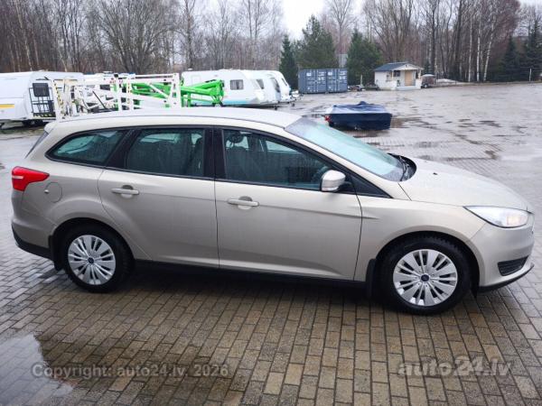 Pelēks Ford Focus 2017 Pērnava, ar dzinēja tilpumu 1.60 L un nobraukumu 125 tūkst. km par 6800 €, foto 3 vietnē AUTOMOTO.COM.LV
