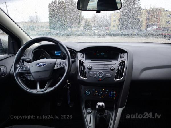 Pelēks Ford Focus 2017 Pērnava, ar dzinēja tilpumu 1.60 L un nobraukumu 125 tūkst. km par 6800 €, foto 5 vietnē AUTOMOTO.COM.LV