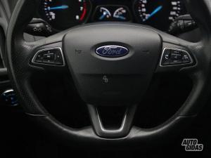 Pelēks Ford Focus 2017 Viļņa, ar dzinēja tilpumu 1.50 L un nobraukumu 85 tūkst. km par 10199 €, foto 18 vietnē AUTOMOTO.COM.LV